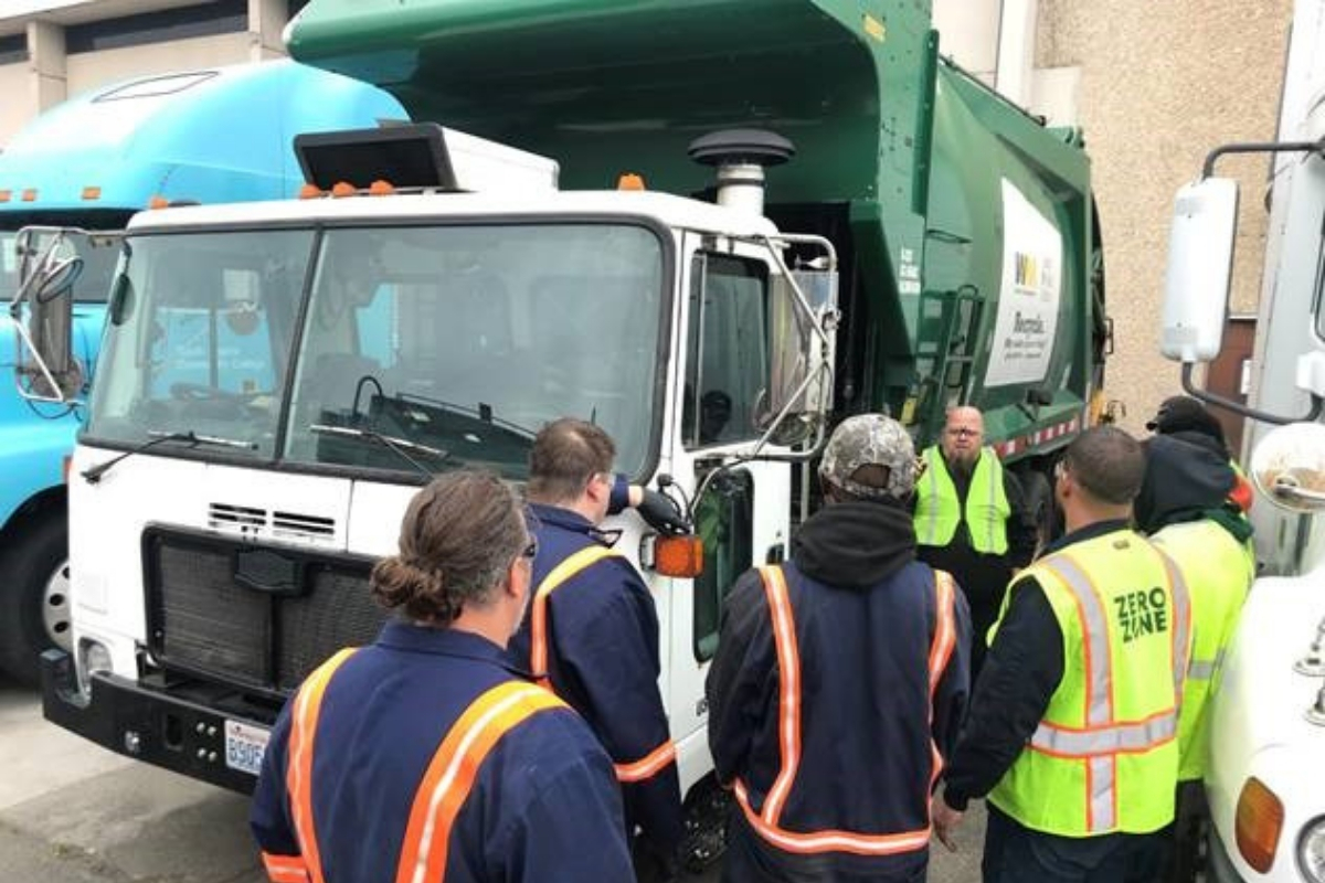 News Center|Waste Management Donates Used Trucks to South Seattle ...